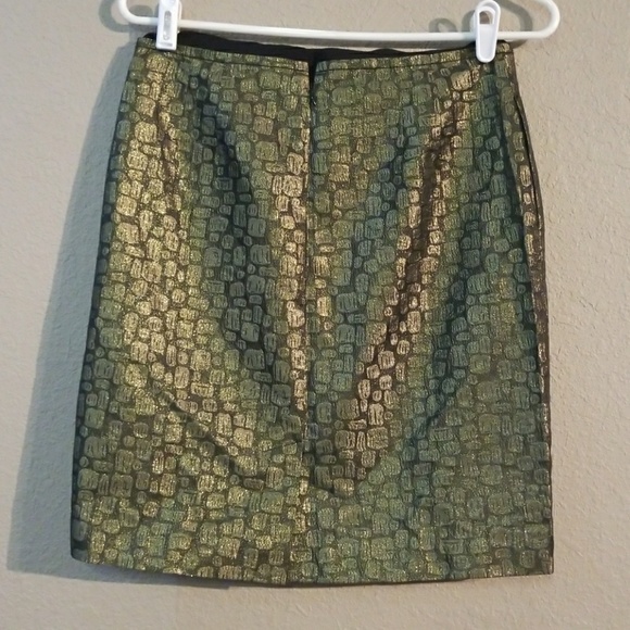 LOFT | Skirts | Gold Black Ann Taylor Loft Size 4p Mini Skirt | Poshmark